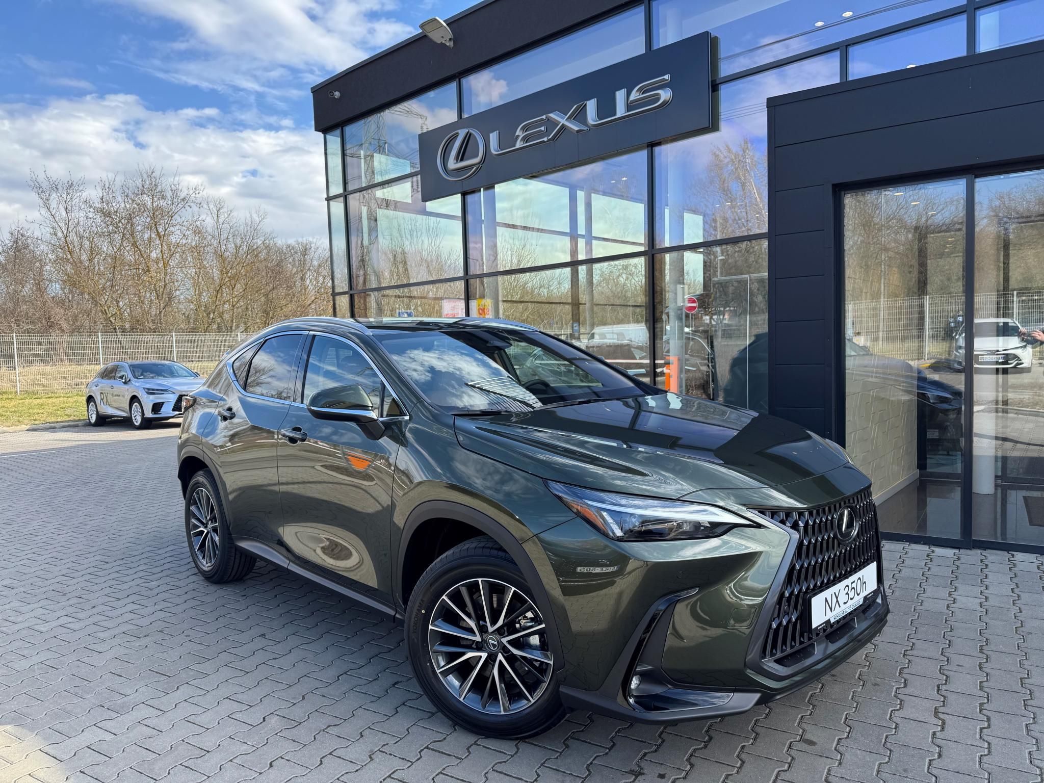 Autó ajánlat Lexus NX 2.5 Hibrid 2025 20 300 000 Ft bruttó Lexus Pest Budapest